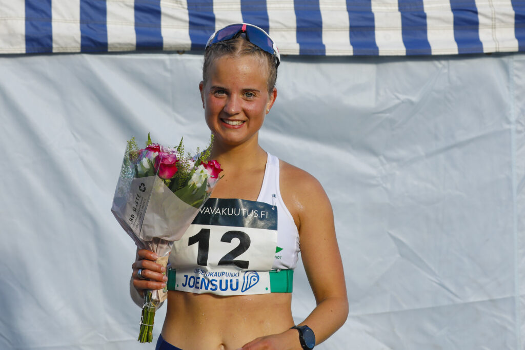 Hava kuorrutti mestaruuden ennätyksellä – Nurmi vailla vastusta naisten ...