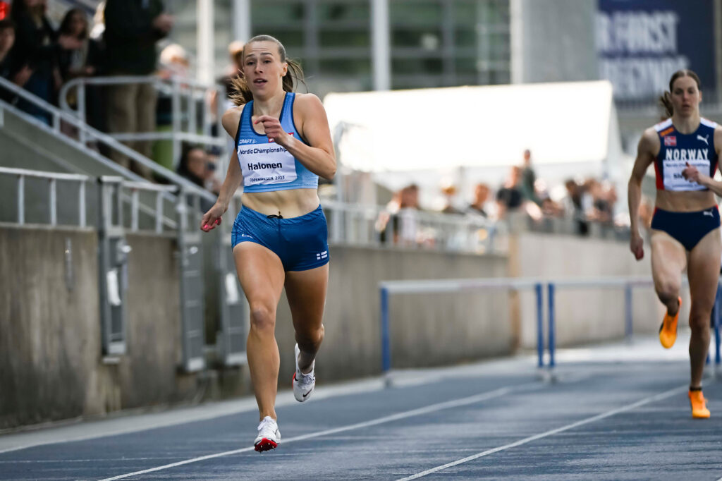 Kemppinen palasi väkevästi kilparadoille: "Ihanaa, että pääsee taas ...