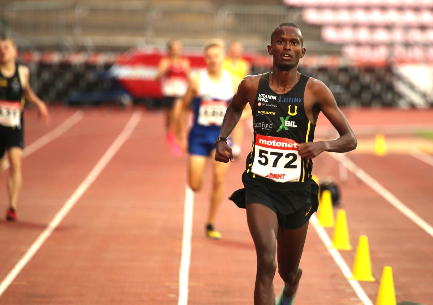 Tiukat 400-metriset nuorten SM-kisoissa Tampereella – Pulkkanen hyvässä ...