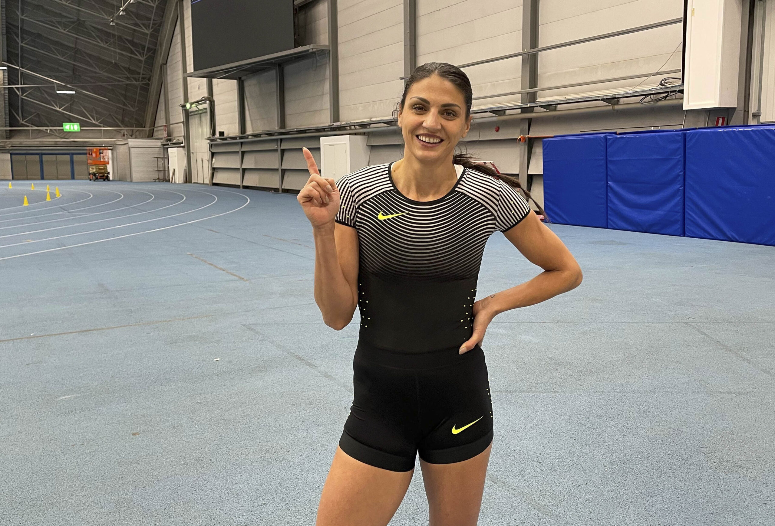 Neziri haki kilpailutuntumaa kolmella startilla Pirkkahallissa: 60 ...